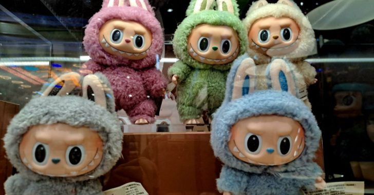 Oryginalne figurki Labubu. Co to, jak je rozpoznać i czemu są tak ...